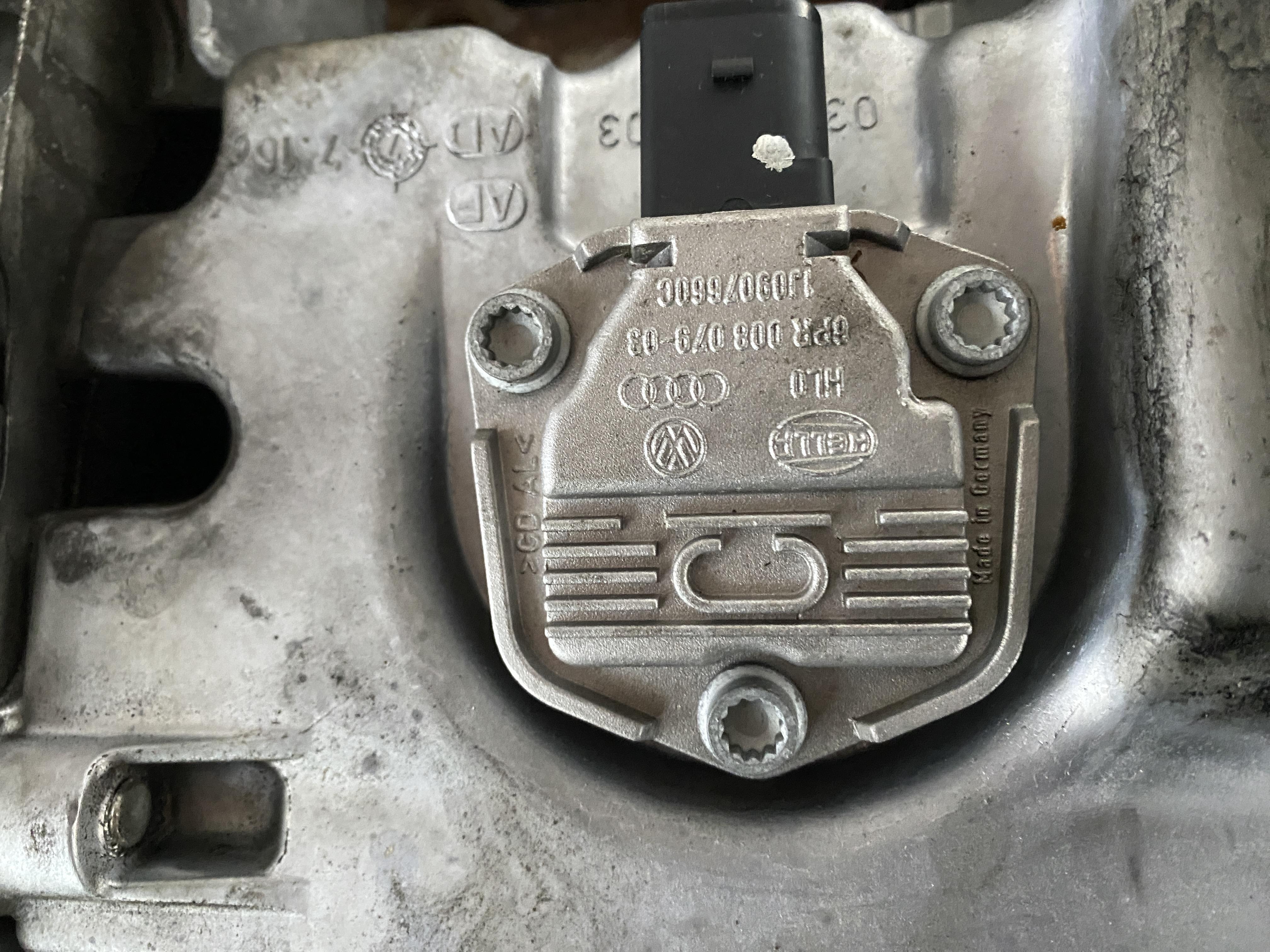 Problème voyant d’huile capteur G266 : Problèmes Electrique ou ...